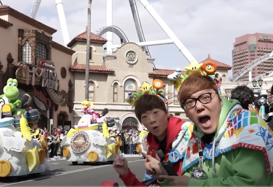 ヒカキンとセイキンがUSJを大満喫! 「映画スーパーマリオ」アンバサダーの2人がアトラクションやグルメを紹介! | AppBank