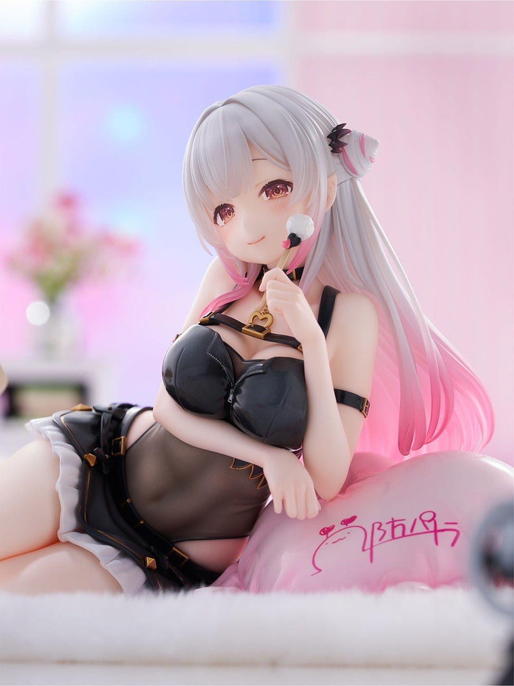 周防パトラのゲーミング服フィギュアが予約開始！ ASMRの雰囲気を再現 | AppBank