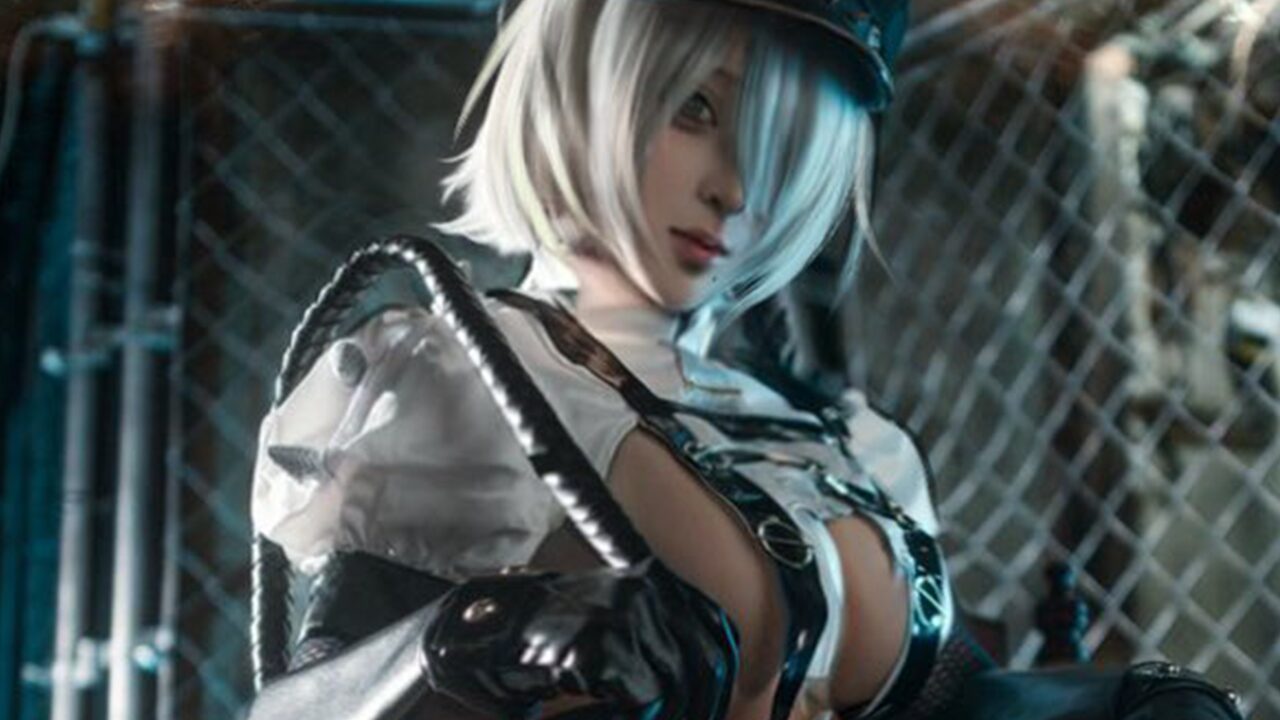 セクシーすぎる看守コスプレ！ いも、『NieR:Automata』2Bの大胆すぎるアレンジ衣装を披露 | AppBank